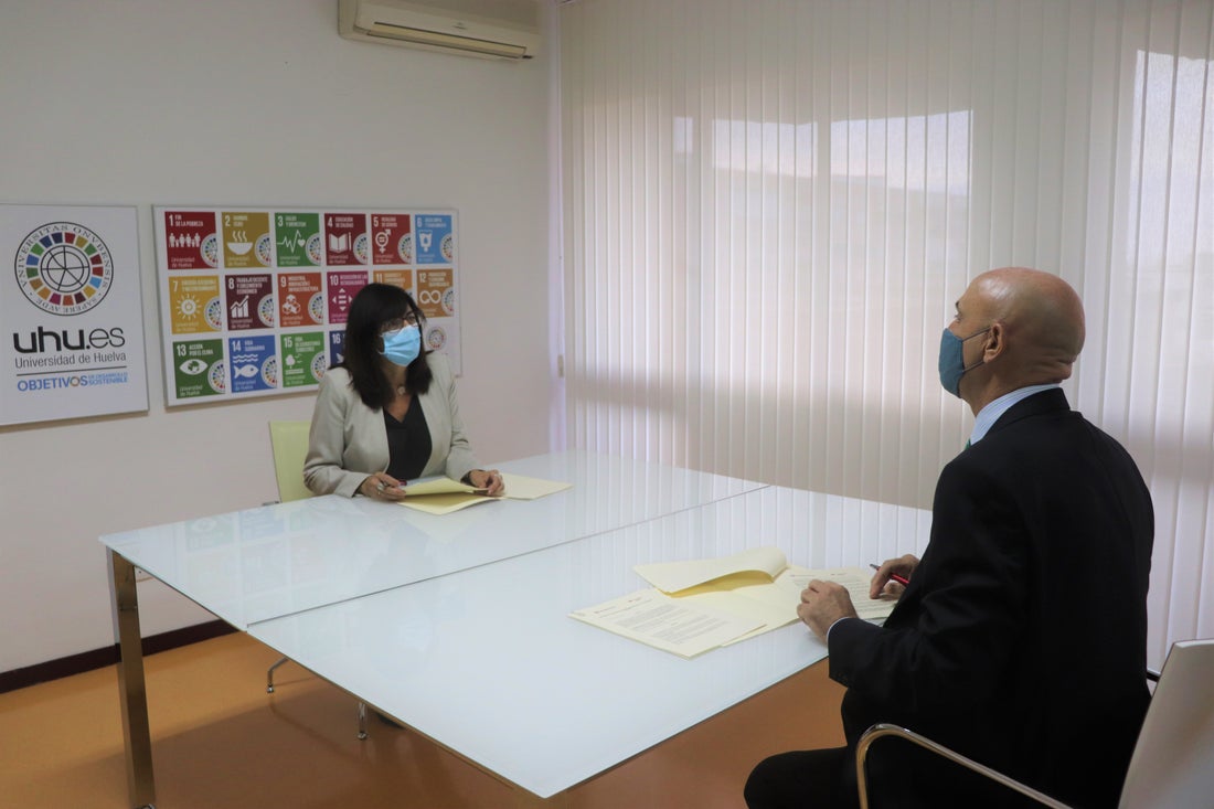 La Cátedra Fundación Cepsa de la Universidad de Huelva abre su ... La Cátedra Fundación Cepsa de la Universidad de Huelva abre su ...